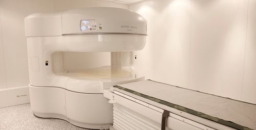 Behandlung im offenen MRT